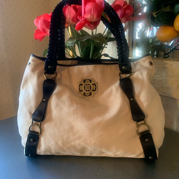 Kate Landry | Bags | Kate Landry Tote Creamy Vanilla Color With 2 Black ...